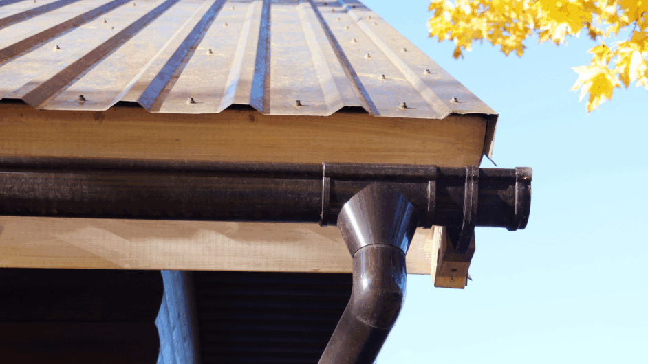 Eaves gutters: correct installation, maintenance, and modern risk ...